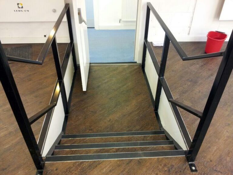 Mezzanine Staircases, Stairs for Mezzanine Floor Supplier UK ...